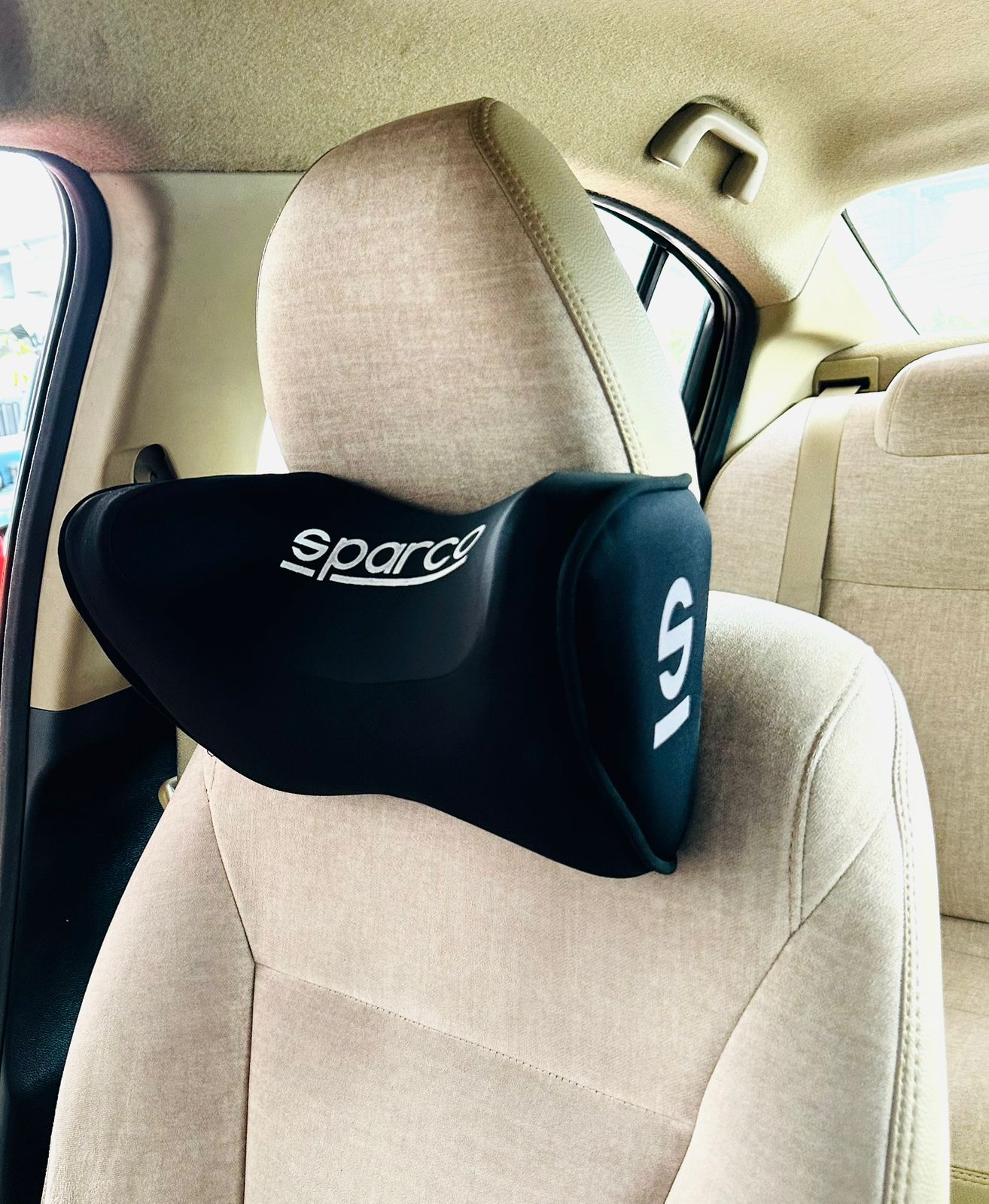 NECK REST BLACK - TheCarNext